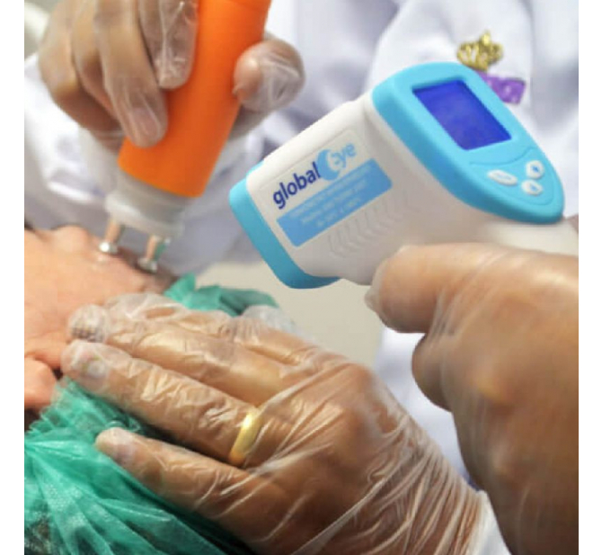 Termômetro Digital Infravermelho -50 a 380°C - Global Eye | BCMED